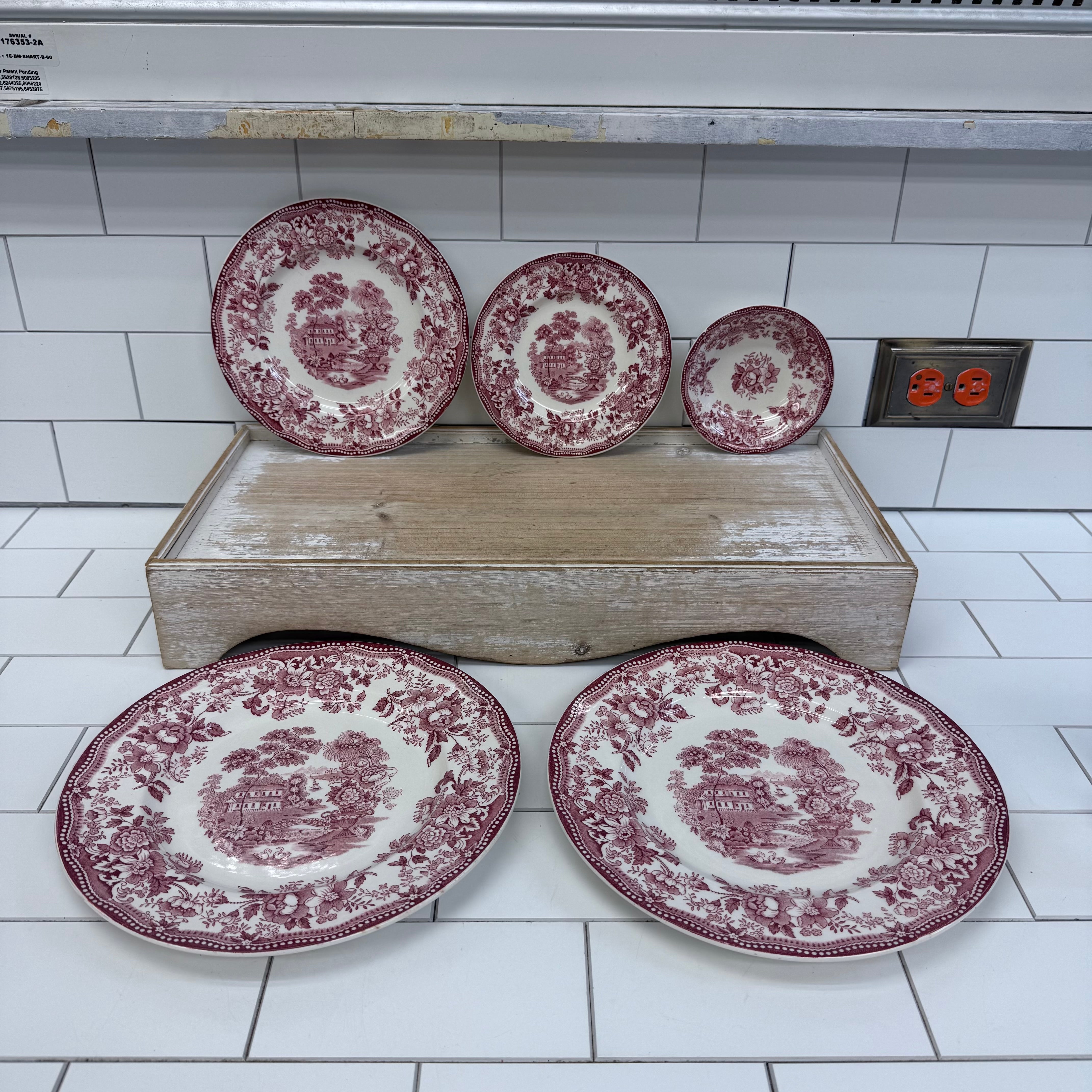 Royal Staffordshire Red Tonquin Dinnerware, Set of 5 Pieces – Habitat ...